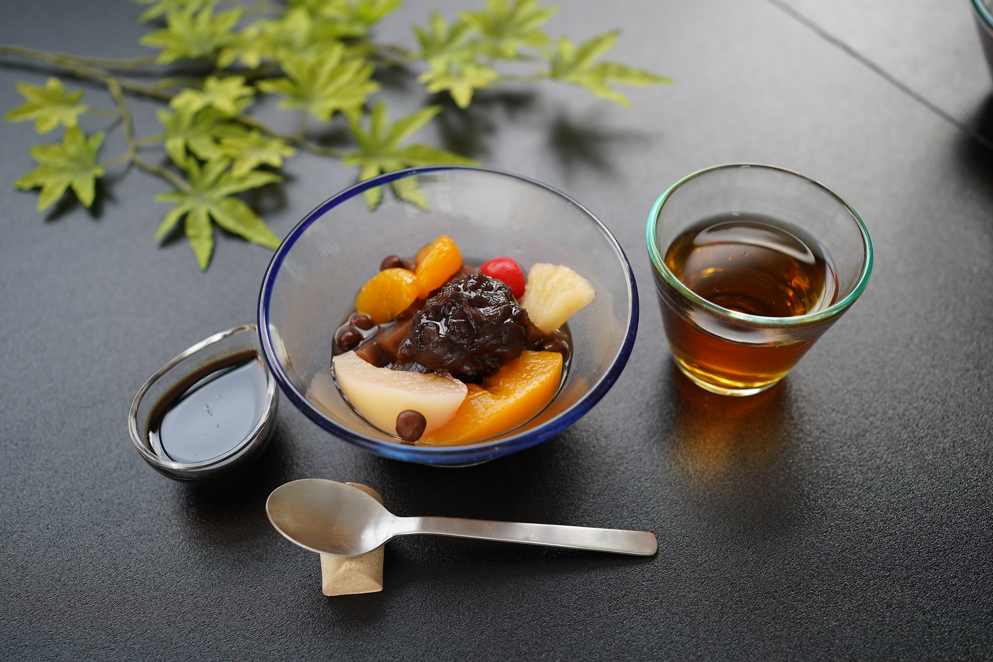 あんみつって太るの？気になるカロリーや栄養成分、効能をご紹介 | ところてんの伊豆河童