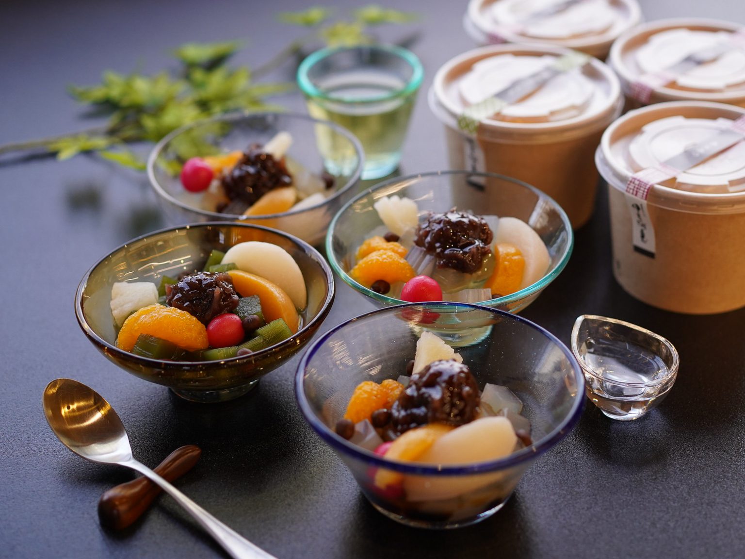 あんみつって太るの？気になるカロリーや栄養成分、効能をご紹介 | ところてんの伊豆河童